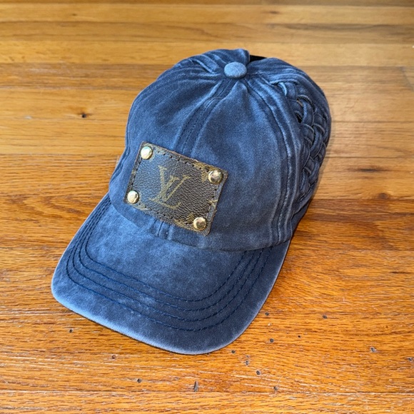 C.C. Exclusives | Accessories | Authentic Louis Vuitton Monogram Canvas ...